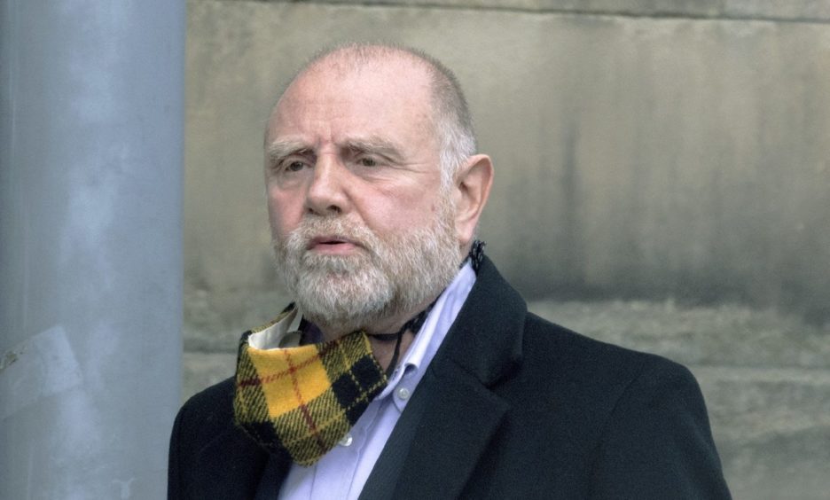 Ewan MacLeod – Glenfarg | The UK & Ireland Database